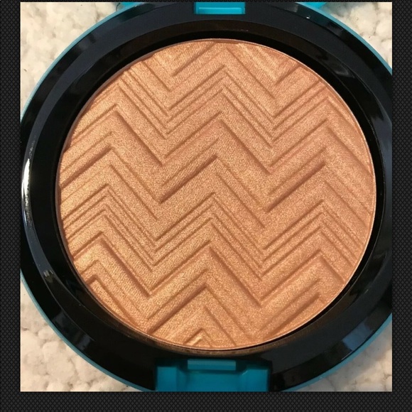 PATRICK STARR MAC | Makeup | Mac Patrick Starr Face Powder Opalescent ...